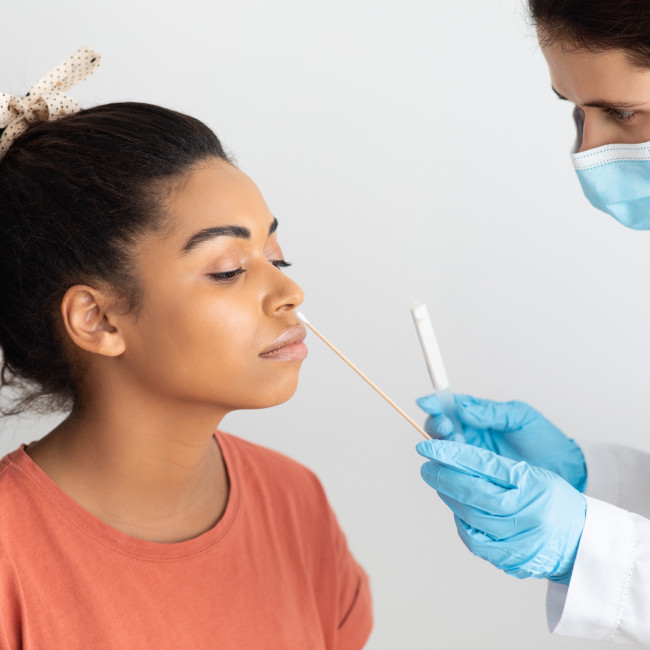 Swab PCR (Hasil Next Day) di Laboratorium Klinik Galaxy | HDmall